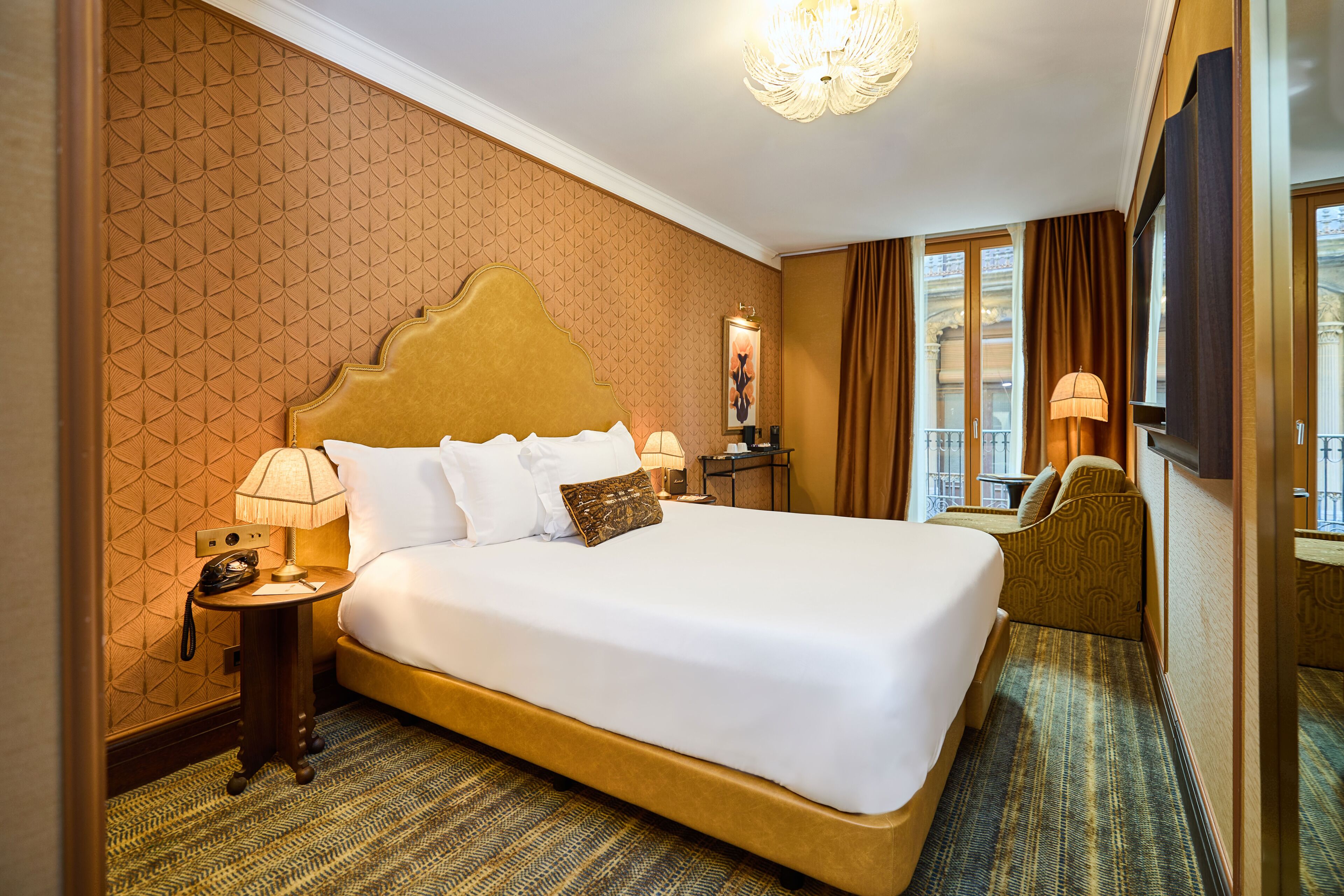 Quarto luxo, sacada | Edredons de pluma, camas Select Comfort, frigobar, cofres nos quartos
