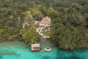 Fachada da propriedade