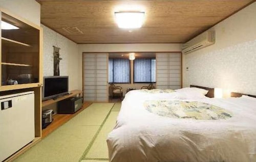 Yunomiko Onsen - Toyama