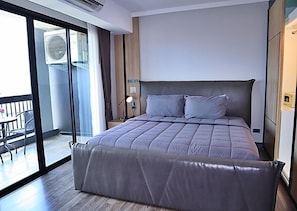 Estúdio | Cofres nos quartos, escrivaninha, cortinas blackout, Wi-Fi de cortesia