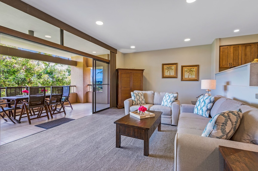 Gorgeous Newly Remodeled Kaanapali Condo Avail !!! - Kaanapali Beach, HI