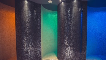 Sala(s) para tratamentos a casais, sauna, banheira de hidromassagem