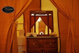 Roupa de alta qualidade, secretária, berços/camas para crianças grátis 