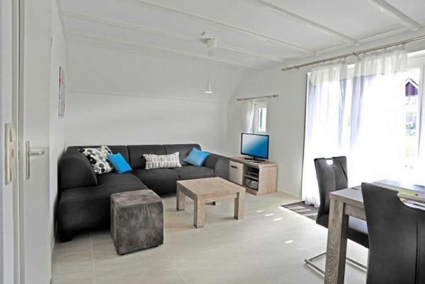 Ferienhaus Lilian Für 4 Pers Mit Großer Terrasse An Der Gracht - Friesland