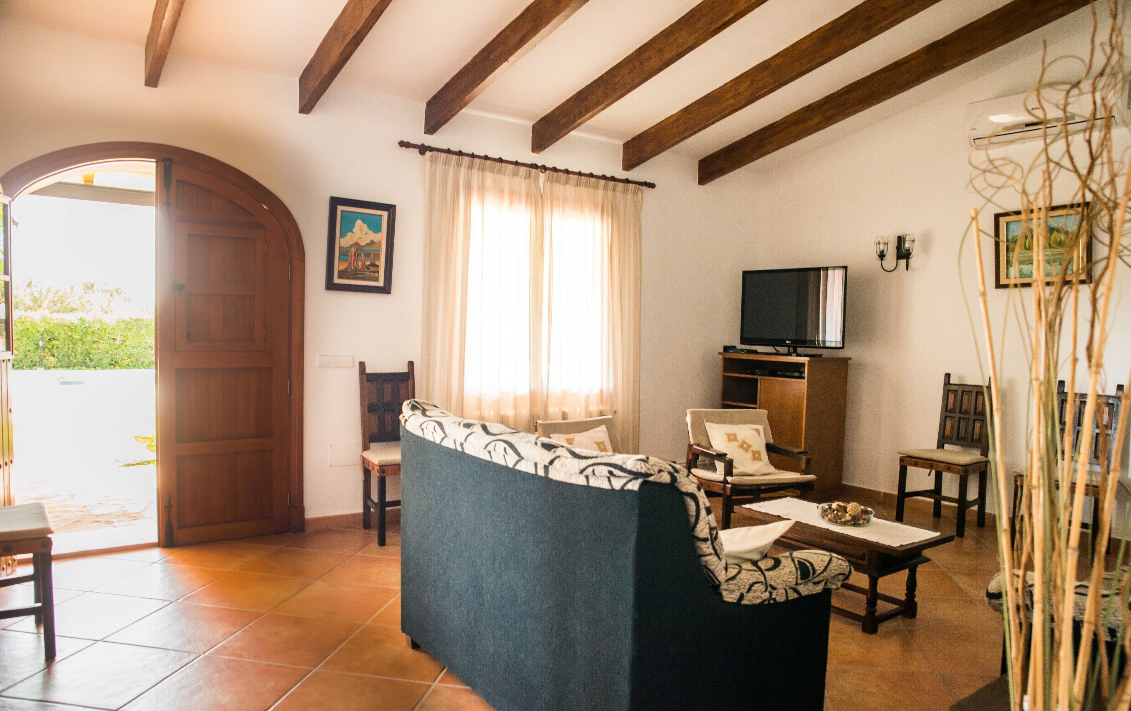 Single Family House Isolated With Pool, Rural House In A Land Of 35. 000m2 - Majorca