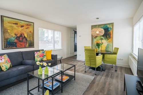 Houseboat Lady Jane Amsterdam - Amsterdam