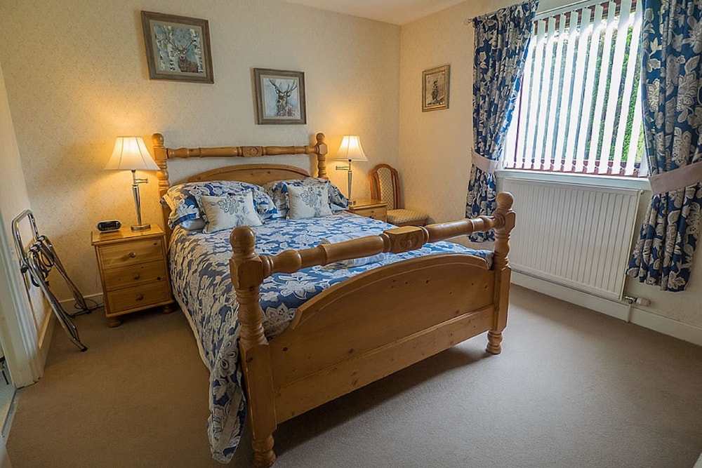 Dionard Guest House - Inverness