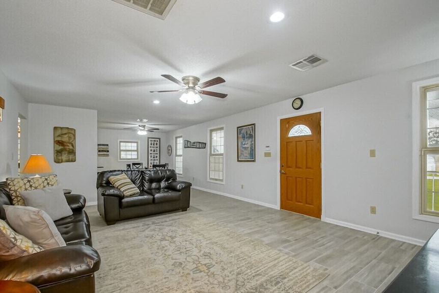 Premier Lodging For Fishing Charter Guests & Unforgettable New Orleans Vacations - Louisiana