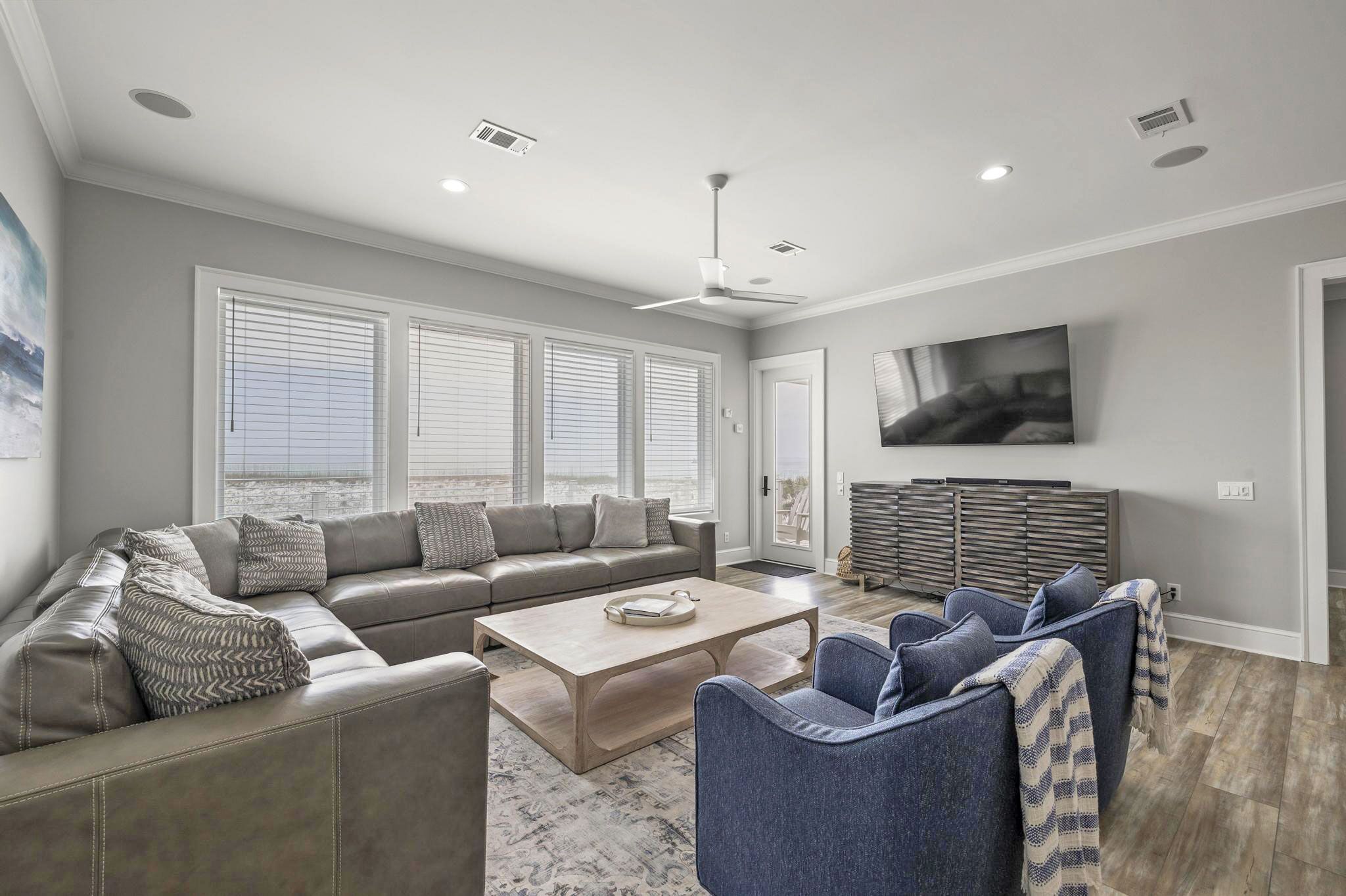 Gorgeous 6 Bedroom, 6.5 Bath Gulf Front Home With Private Pool! - Gulf Breeze, FL