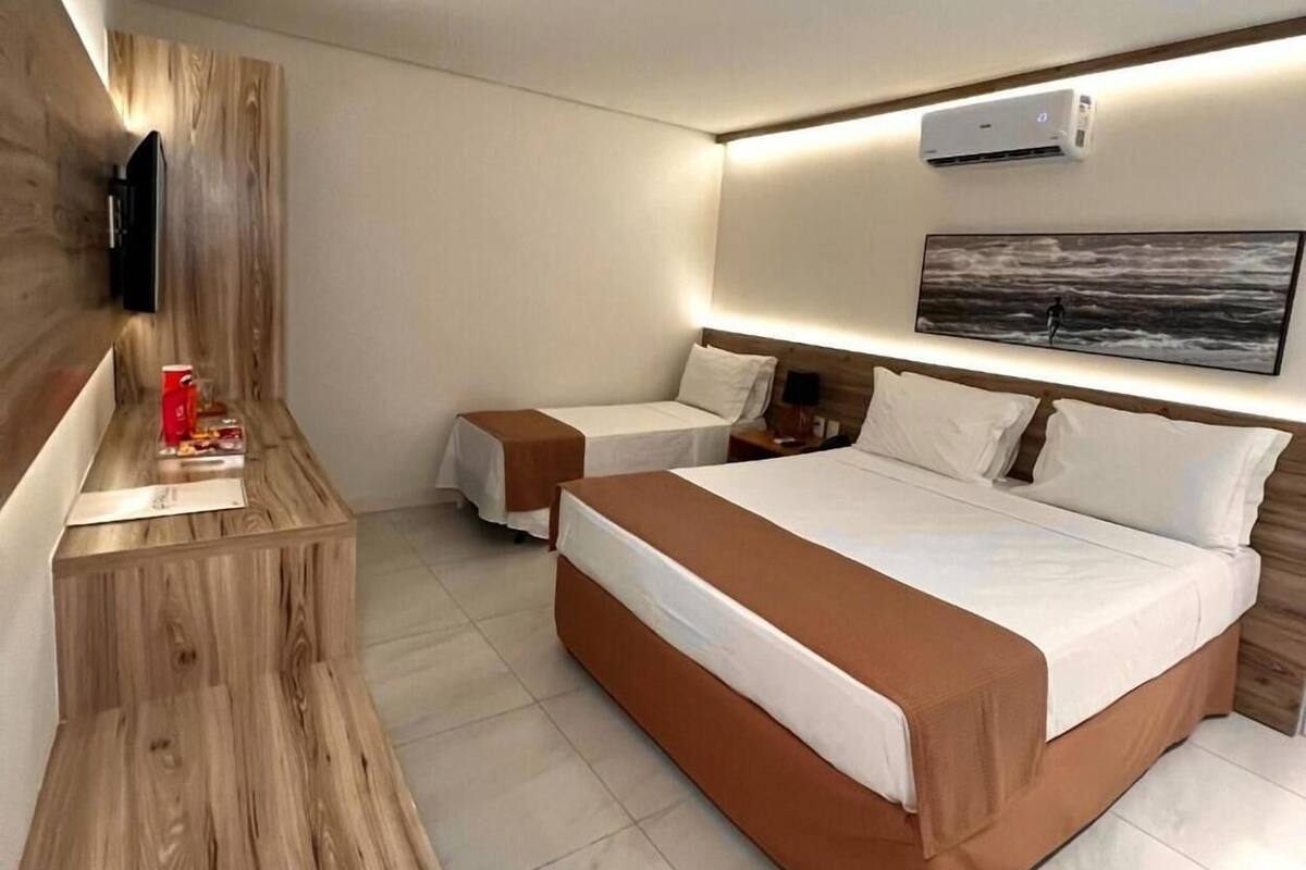 Cofre no quarto, cortinas/cortinados opacos, Wi-fi grátis