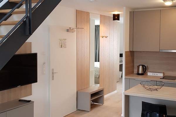 Suite Gallery | 1 quarto, roupa de alta qualidade, cofre no quarto, secretária