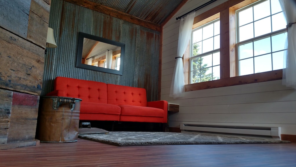 Listen To The Waves Crash From This Sweet Lake Superior Loft Near Grand Marais - Grand Marais, MN