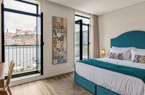 Estúdio Familiar, vista para o rio | Roupa de alta qualidade, edredões de penas, cofre no quarto 