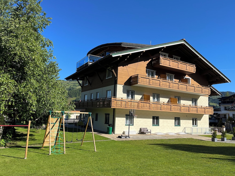 Apartment Hotel Panorama - Wagrain