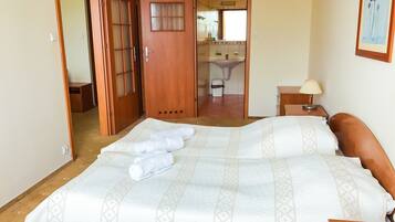 Estúdio | Secretária, quartos insonorizados, ferro/tábua de engomar, Wi-fi grátis