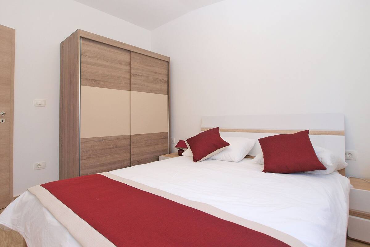 Apartamento, 2 quartos (1454/13449) | 2 quartos, ferro/tábua de engomar, berços/camas para crianças 