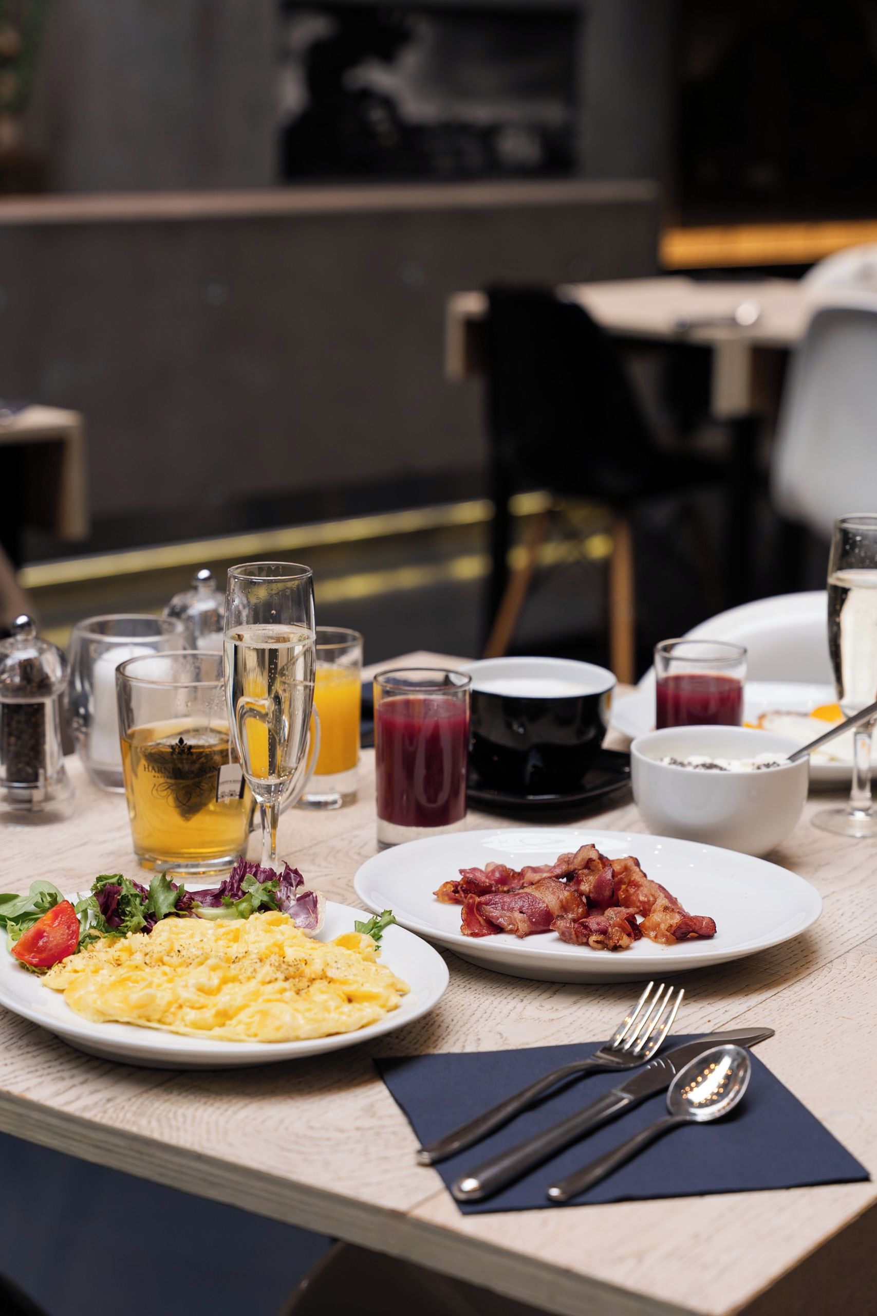 Café da manhã com buffet todos os dias mediante uma taxa