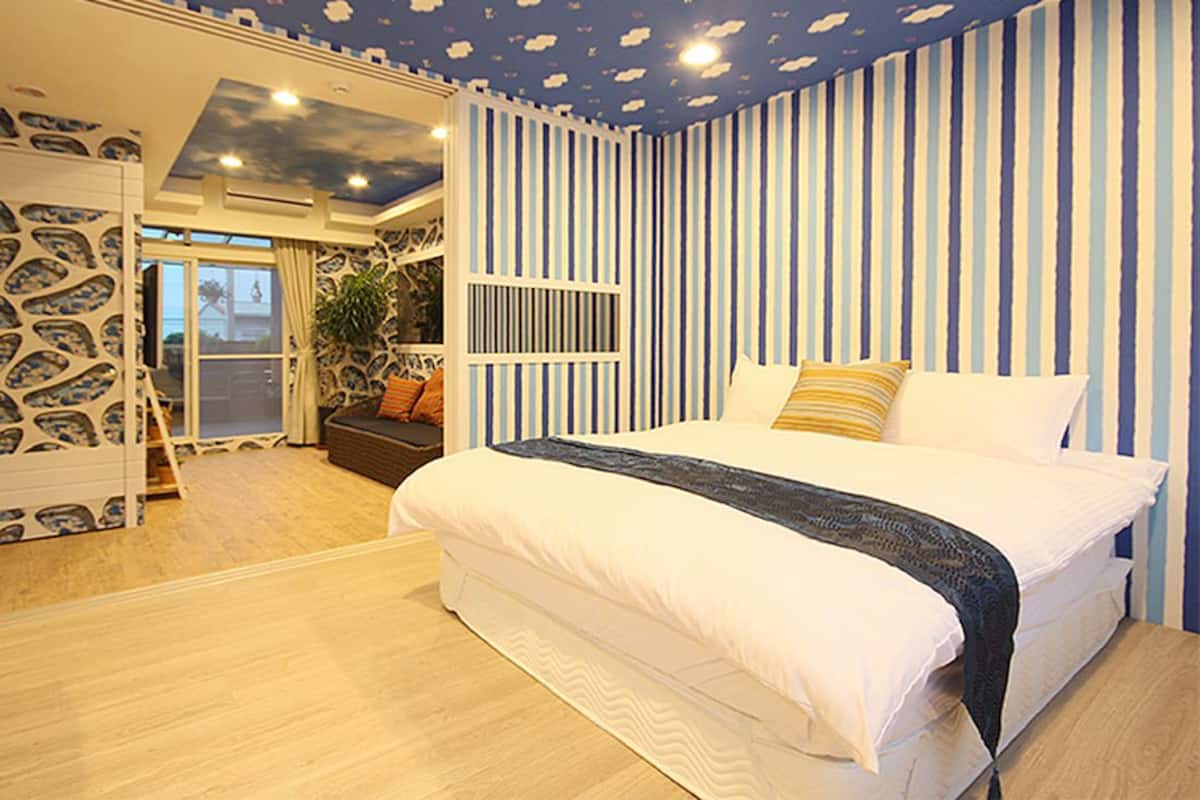 Quarto Quádruplo Familiar | Secretária, cortinas/cortinados opacos, Wi-fi grátis