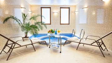 Casa de Campo Premium, 3 quartos | Sala de estar | TV de ecrã plano