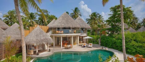Quarto Clássico, piscina privativa (Beach Residence) | Piscina | Piscina exterior, toldos gratuitos, guarda-sóis