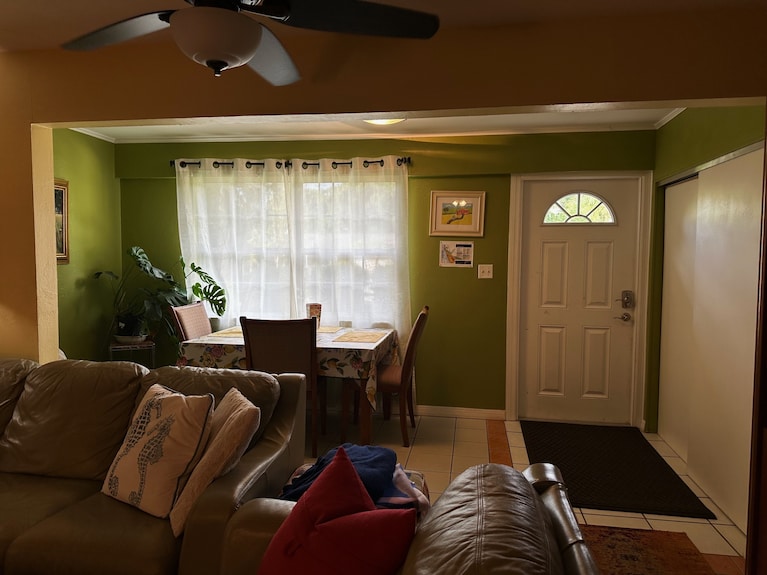 Cozy 2 Bed, 1 Bath Cottage Close To Downtown Sarasota And The Beaches - Indian Beach, Sarasota