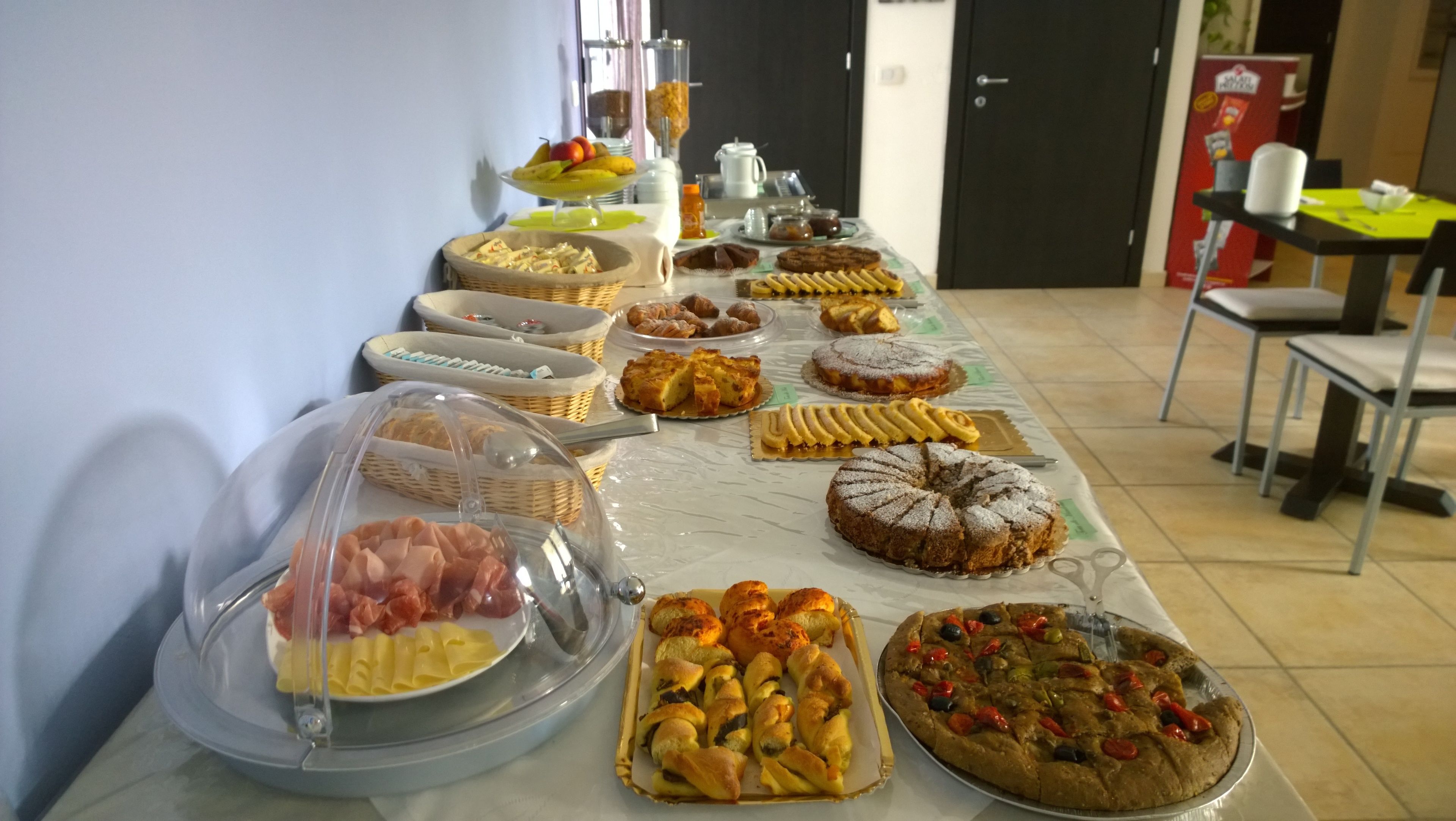 Pequeno-almoço continental diário incluído 