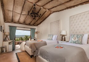 Quarto Twin de Luxo, terraço, vista para o vale | Minibar grátis, cofre no quarto, Wi-fi grátis, roupa de cama fornecida 