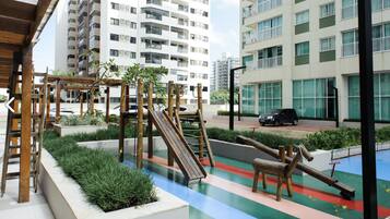 Área de recreio para crianças (ao ar livre)