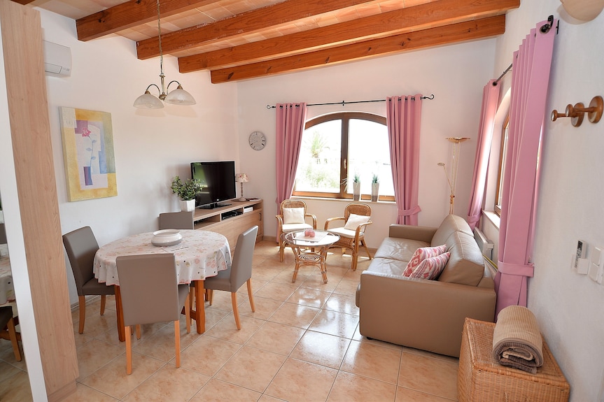 Vista Al Mar, Cerca De La Playa, Zona Tranquila, Piscina Privada, Aire Acondicionado, Internet, Ecológico - Mallorca