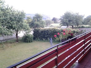 Apartamento, 3 quartos | Varanda