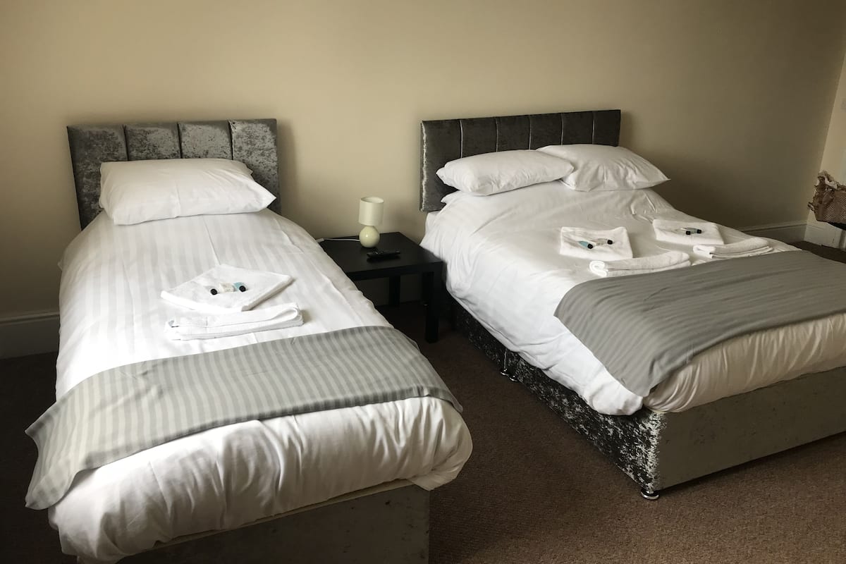 Loft Comfort, várias camas | 1 quarto, ferro/tábua de engomar, roupa de cama fornecida