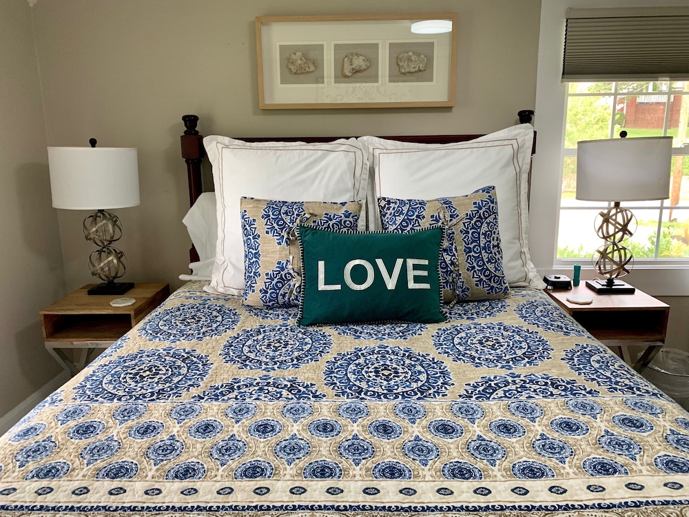 Bear House 1890, Lilly's Loft, Delightful, Upgraded Amenities, Walk To Cafes - Chattanooga, TN