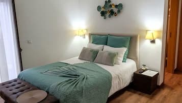 Roupa hipoalergénica, edredões de penas, cortinas/cortinados opacos