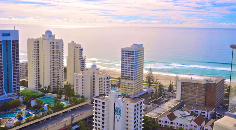 Chevron Renaissance Private Apartments - Surfers Paradise