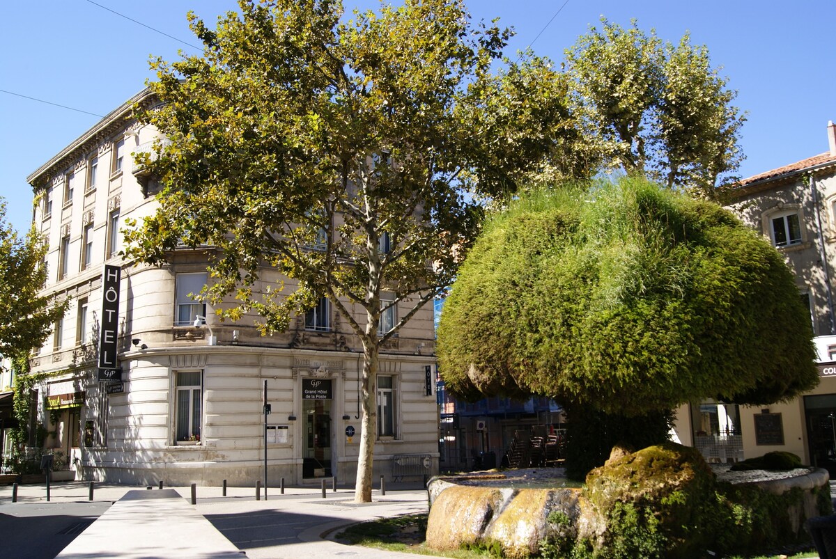 Grand Hôtel De La Poste Reviews, Deals & Photos 2023 - Expedia