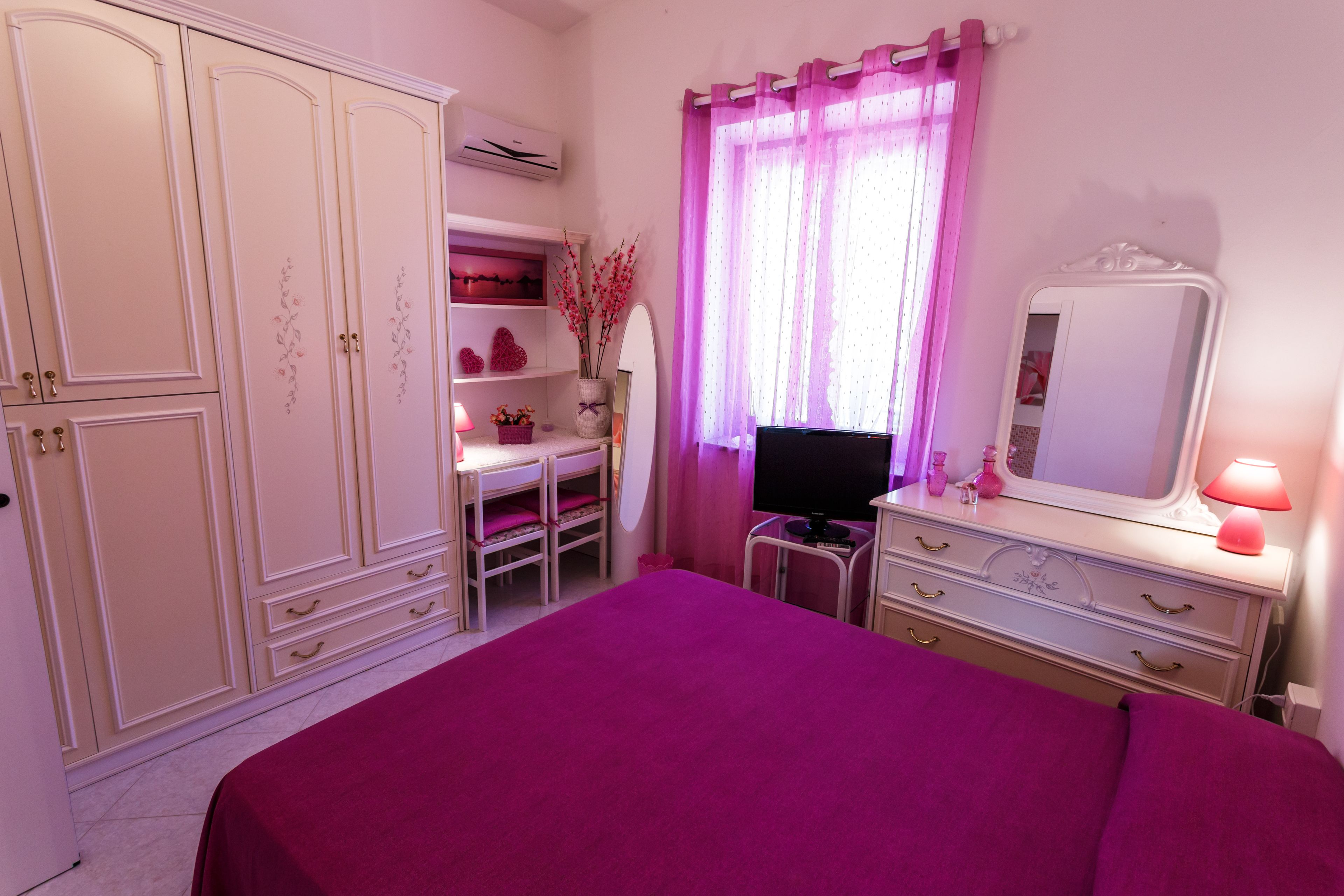 Quarto Duplo ou Twin Deluxe, 1 quarto, casa de banho privativa | Comodidade do quarto