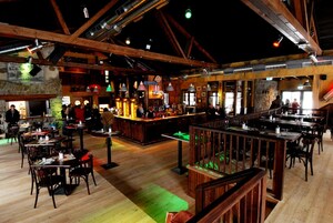 Almoços e jantares servidos, incluindo cozinha americana 