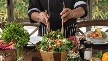 Alimentação e bebidas