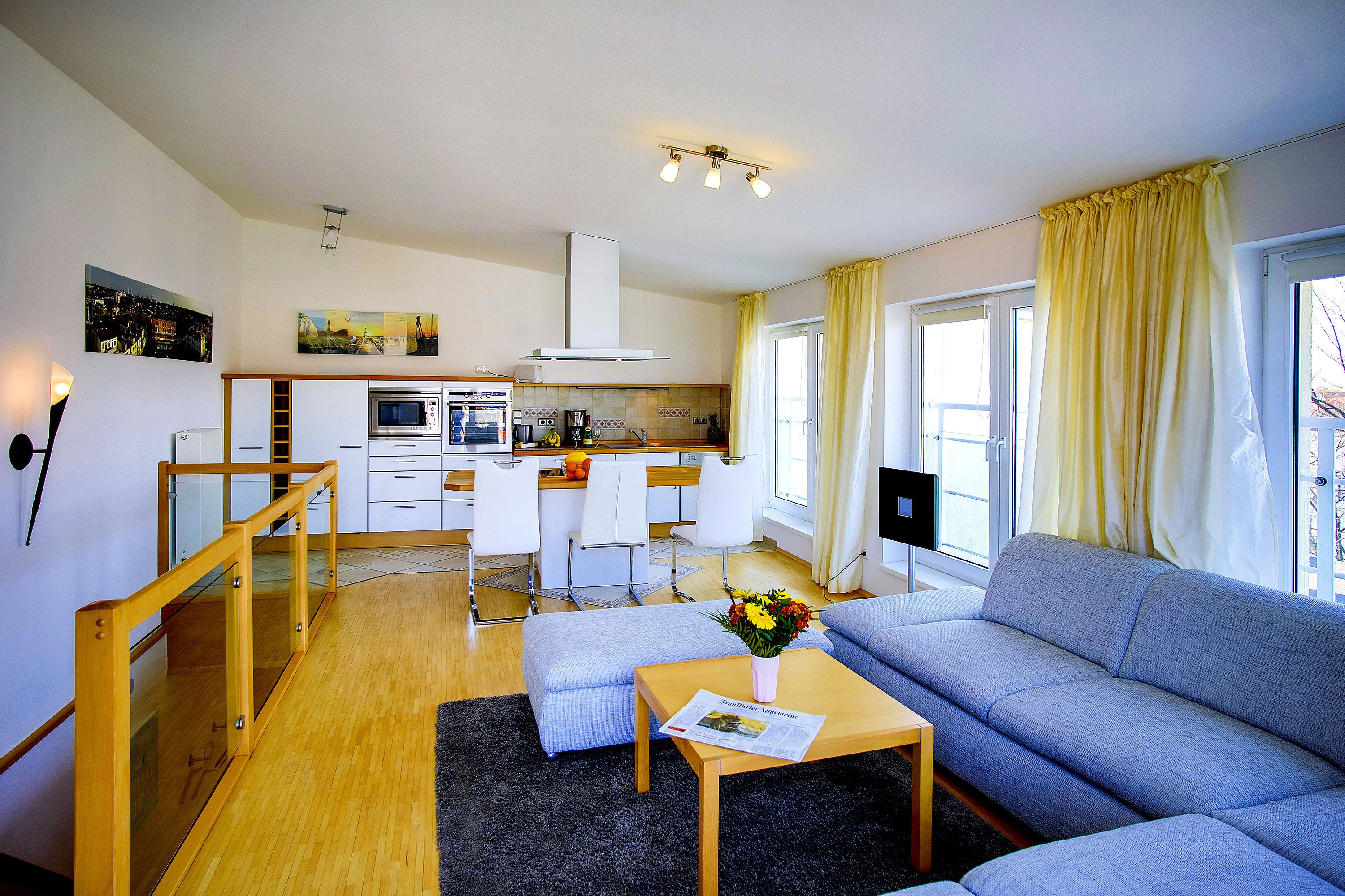 Apartamento Deluxe, varanda | Sala de estar