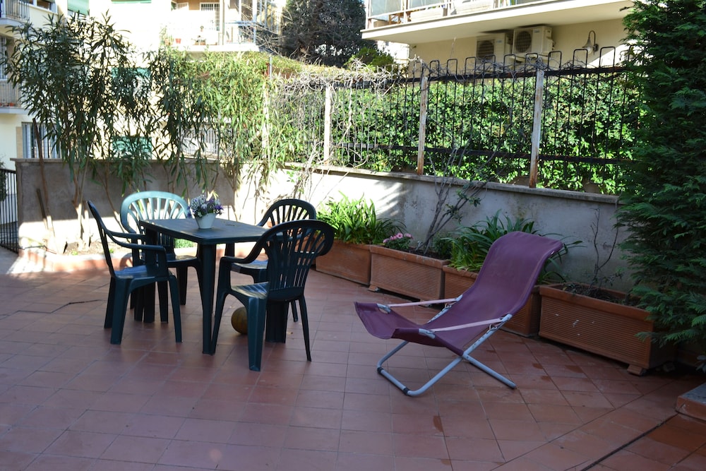 Garden Of Rome Guesthouse - Rome