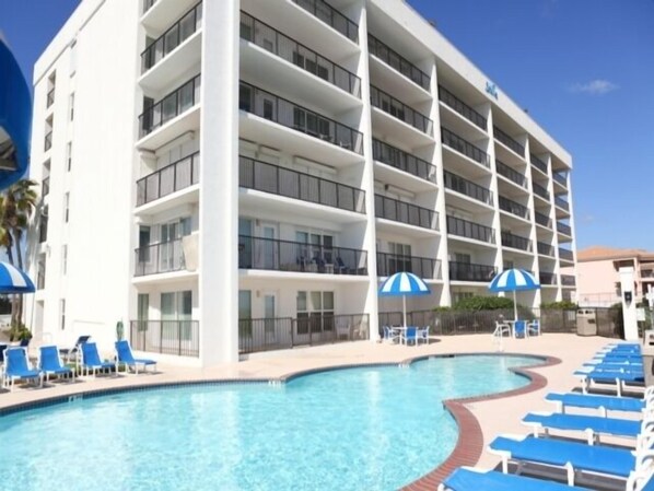 Apartamento em Condomínio Fechado, 3 quartos | Exterior