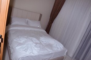 Quartos insonorizados, Wi-fi grátis, roupa de cama fornecida 