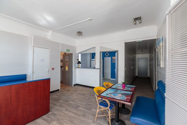 Le Crystal Hôtel - Royan