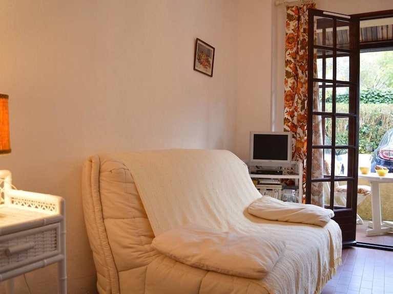 Estudio Tranquilo Cerca De La Playa Con Terraza Y Parking - Le Lavandou