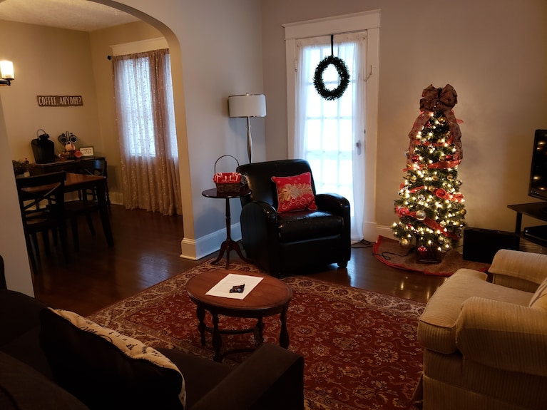 Encantador De La Ciudad Cerca Del Histórico Oldtown Winchester. - Virginia