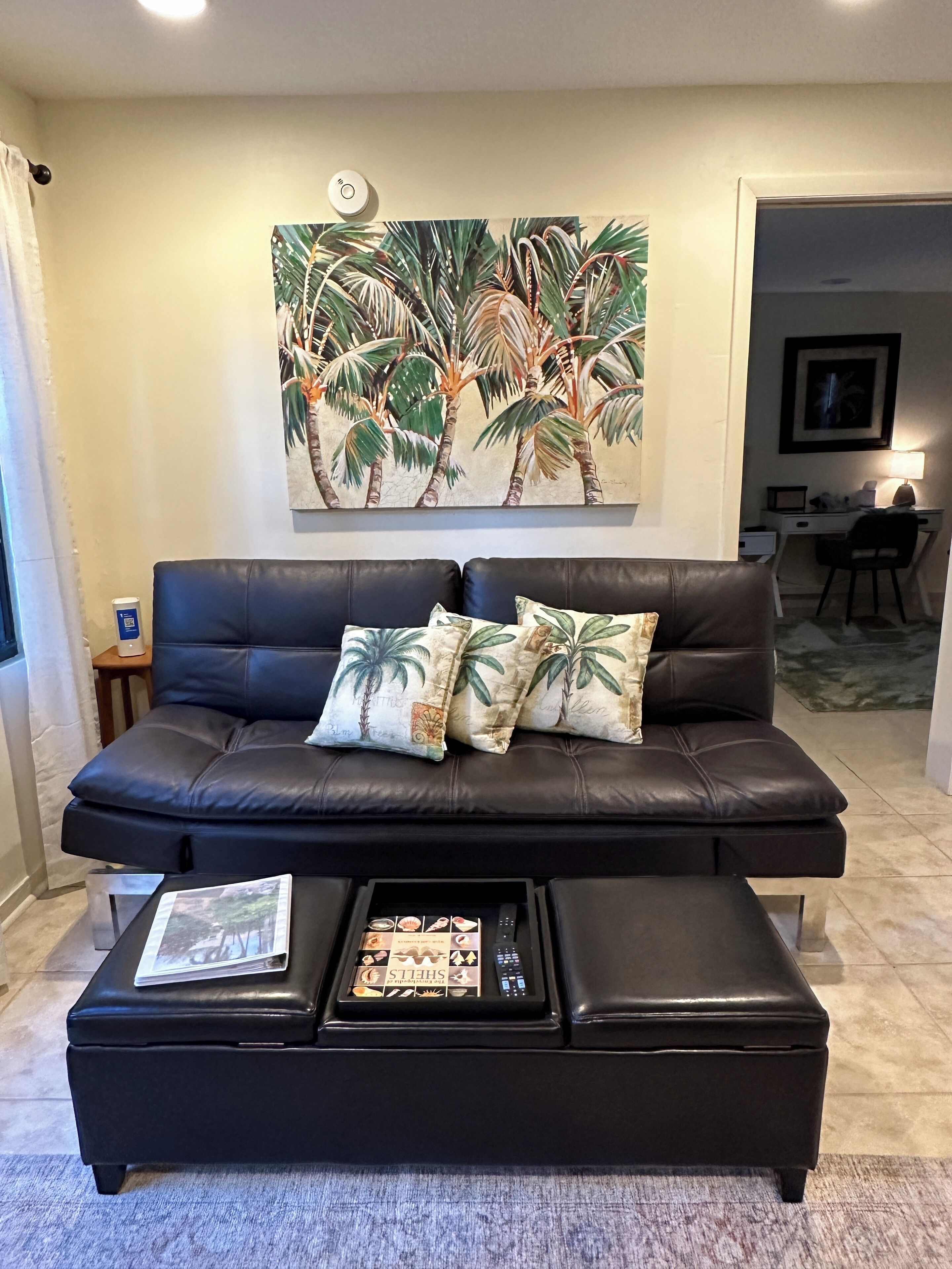 Historic Charm Meets Modern Comfortyour Cozy Stay For Work Or Play. - West Palm Beach, FL