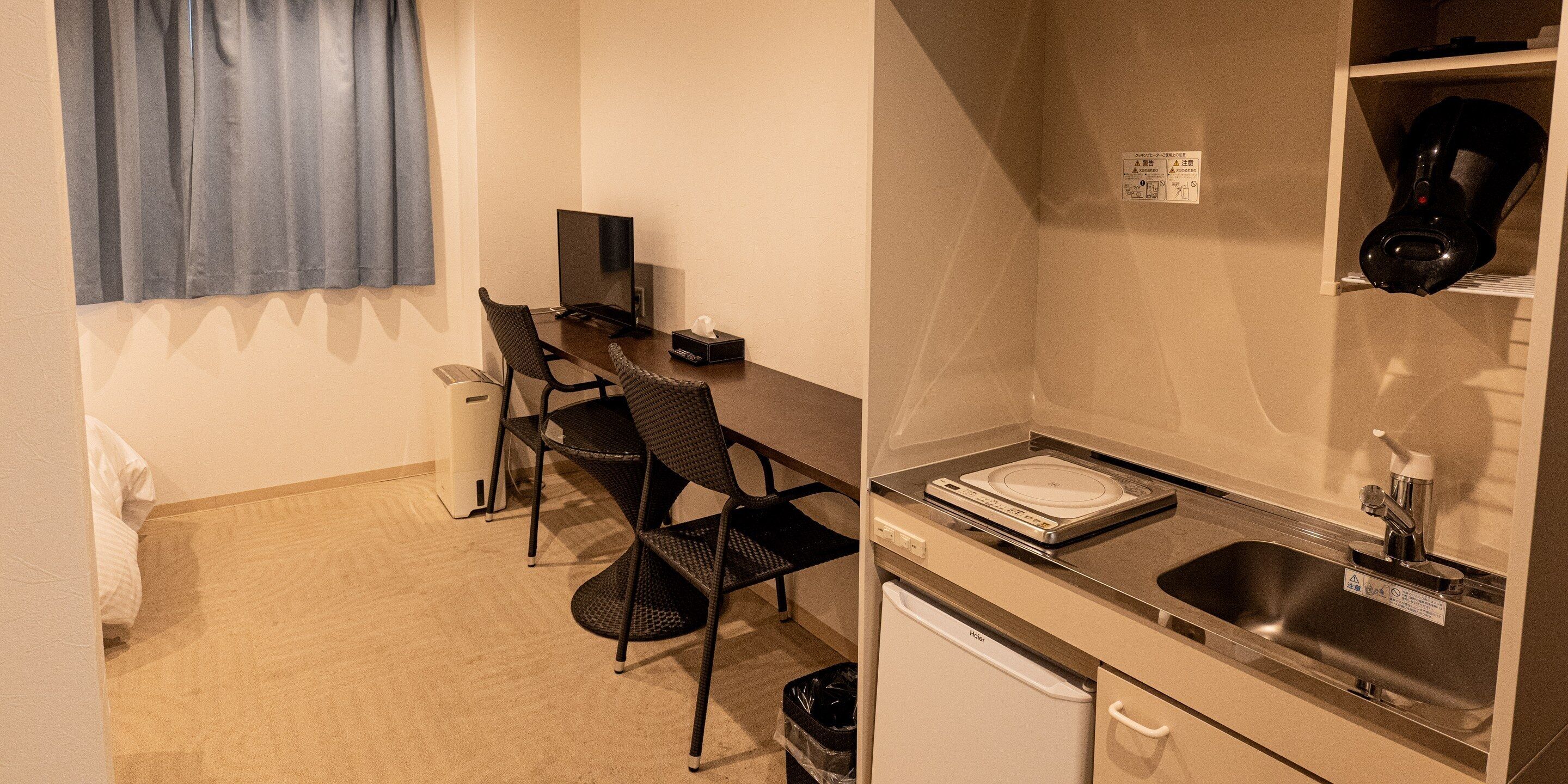 Quarto Twin, 2 camas individuais, não fumadores (with Unit Bath) | Wi-fi grátis, roupa de cama fornecida 