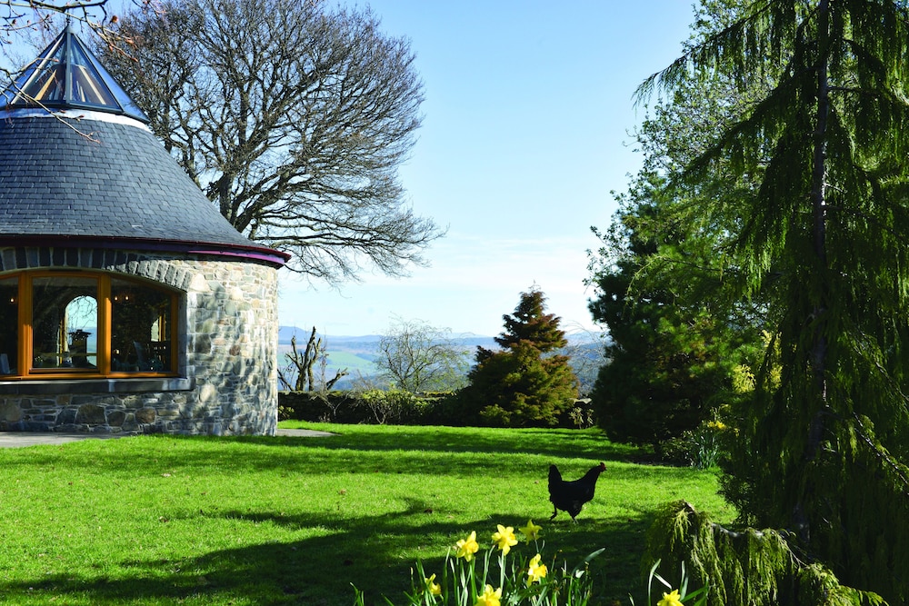 Errichel House And Cottages - Loch Tay