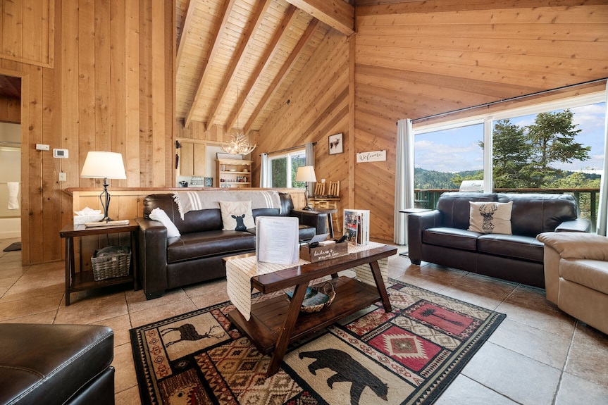 Wolf View Lodge - Air Conditioning, Close To Slopes, Views, Fireplace, Deck, Bbq - Big Bear, CA