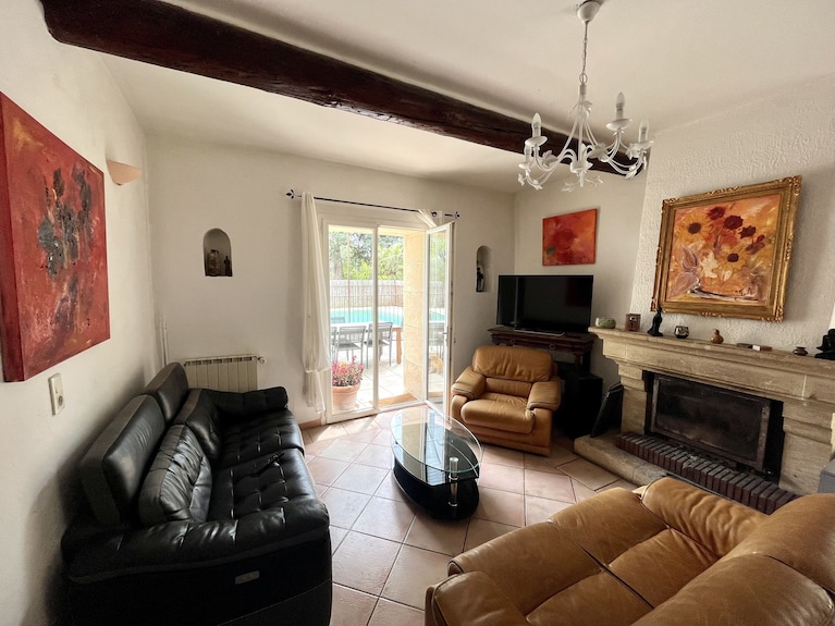 Provence Mas De Caractère, Countryside, Swimming Pool Near Avignon, Lubéron, Mt Ventoux. - Vaucluse